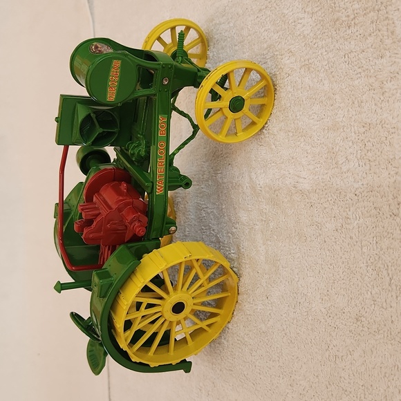 ERTL | Other | Ertl 915 John Deere Model R Waterloo Boy 116 Scale ...